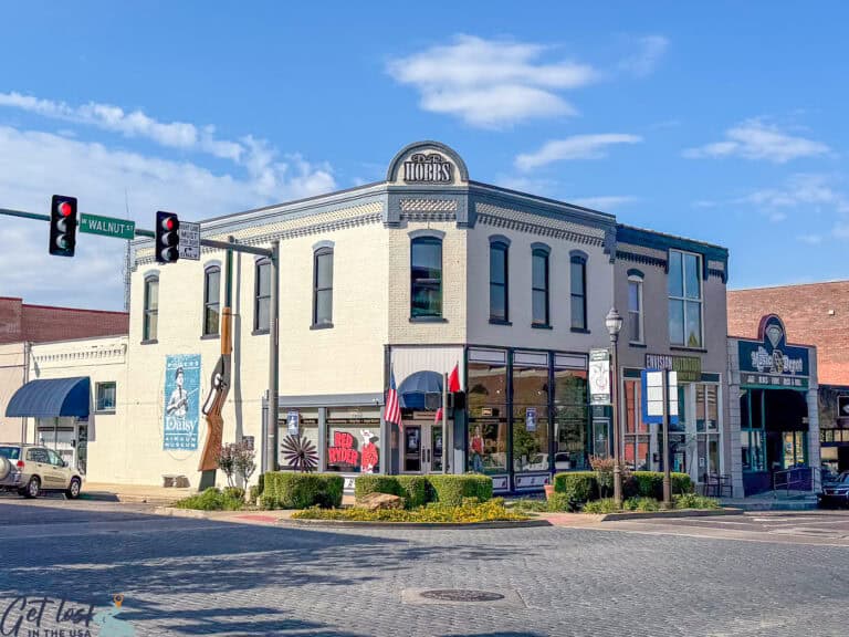 Rogers, Arkansas: A Firsthand Guide to Exploring the City - Get Lost In ...